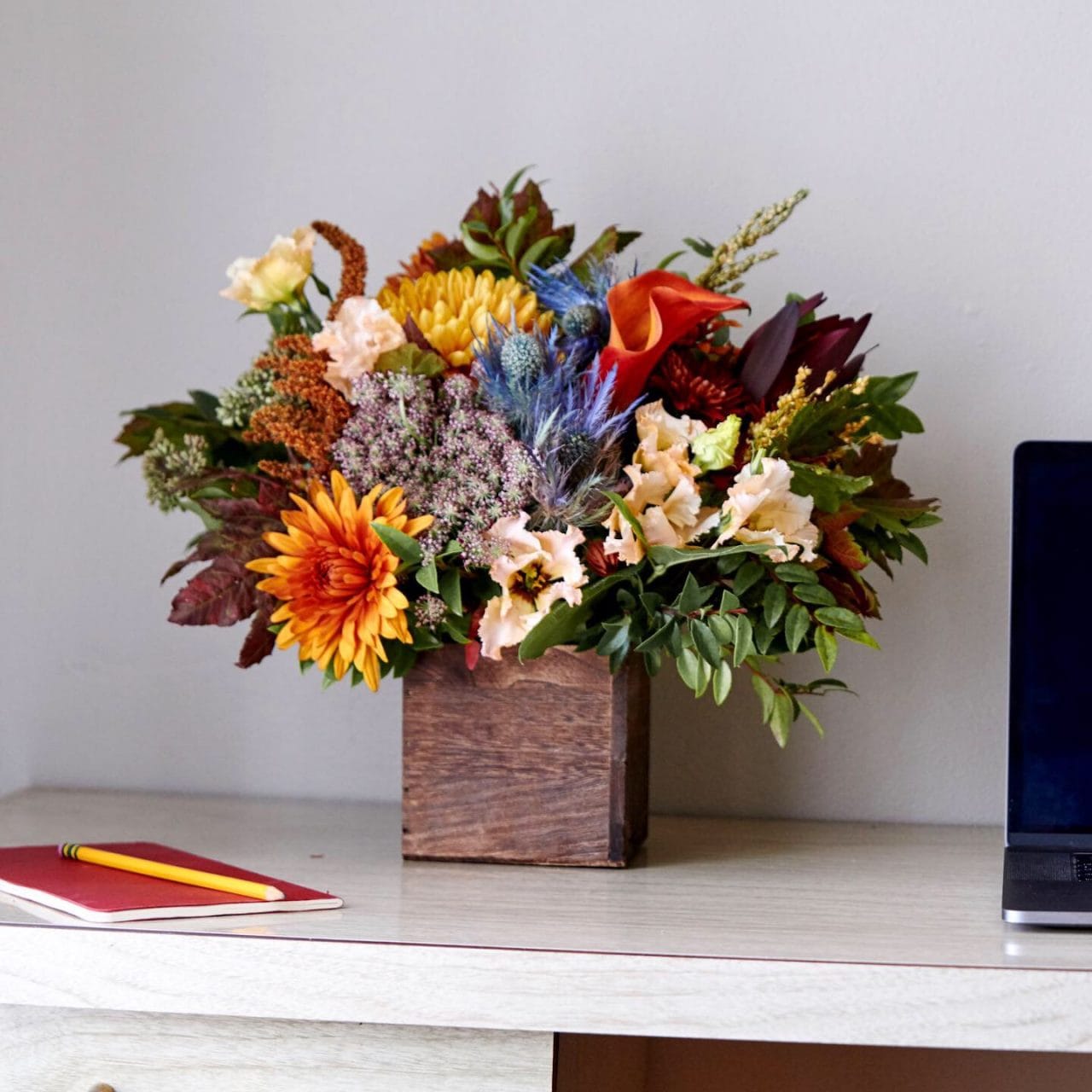 17 Best Chicago Flower Delivery Services (2022) - Petal Republic