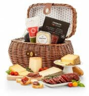 20 Best Gift Baskets in Seattle For Every Occasion - Petal Republic