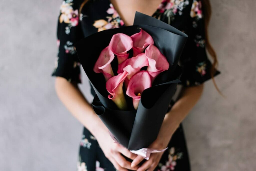 15 Best Types of Flowers for Congratulations Gifts - Petal Republic