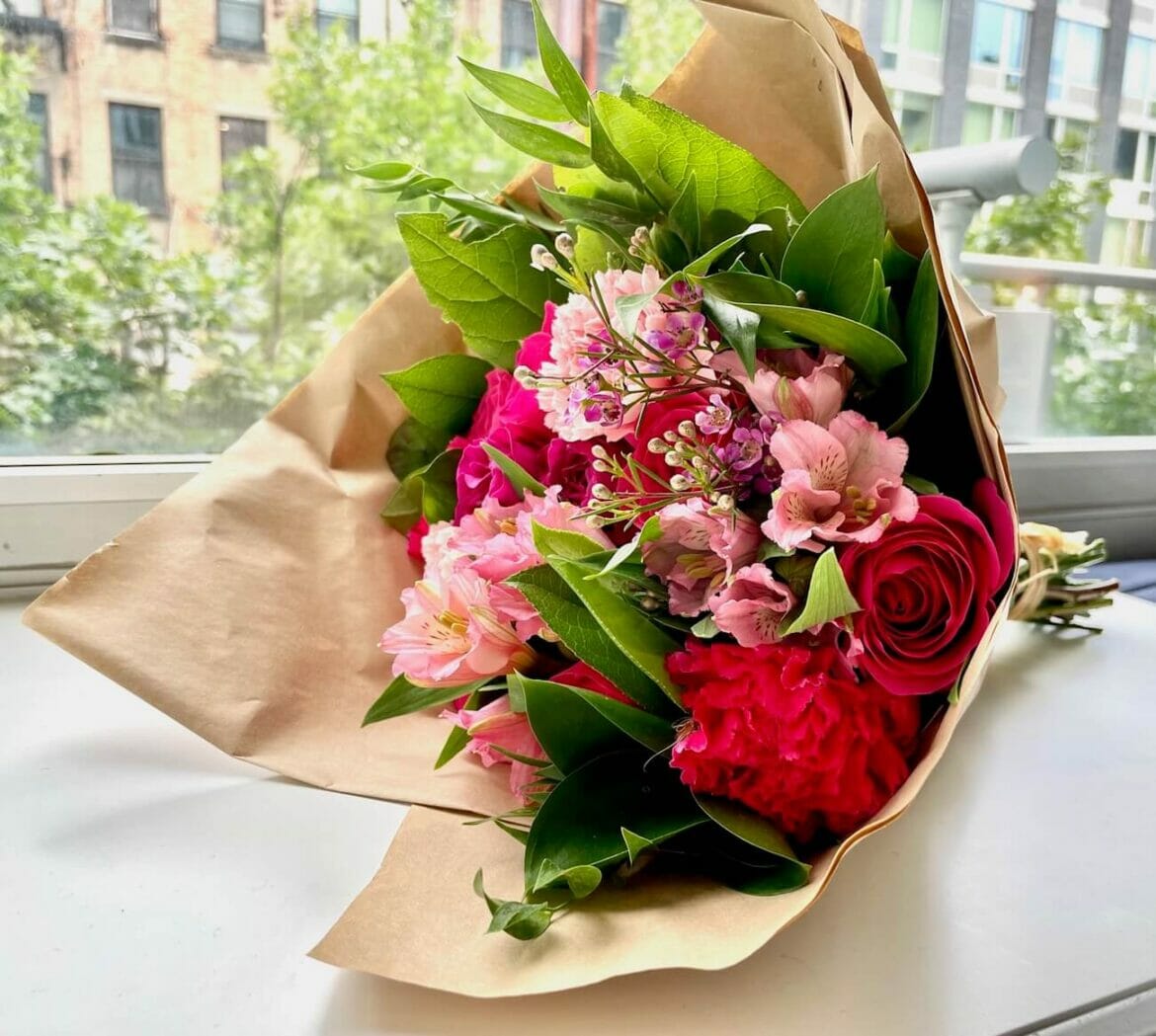 Cheap Flower Delivery in NYC: 10 Hand-Tested Florists - Petal Republic