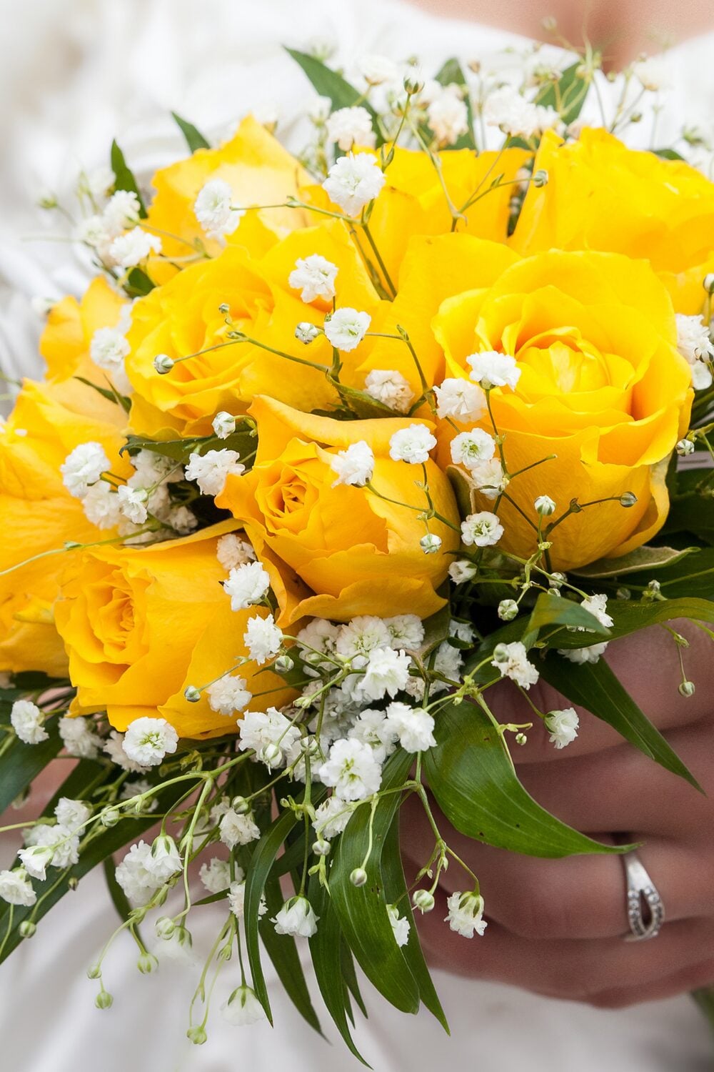 119+ Yellow Wedding Bouquets That’ll Steal the Show! 🌼💛 - Petal Republic