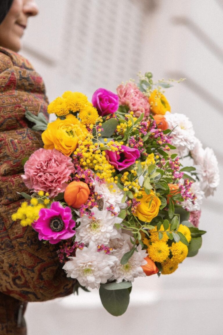Best Bouquets Delivered in Paris? We Tried 16 Florists So You Don’t ...