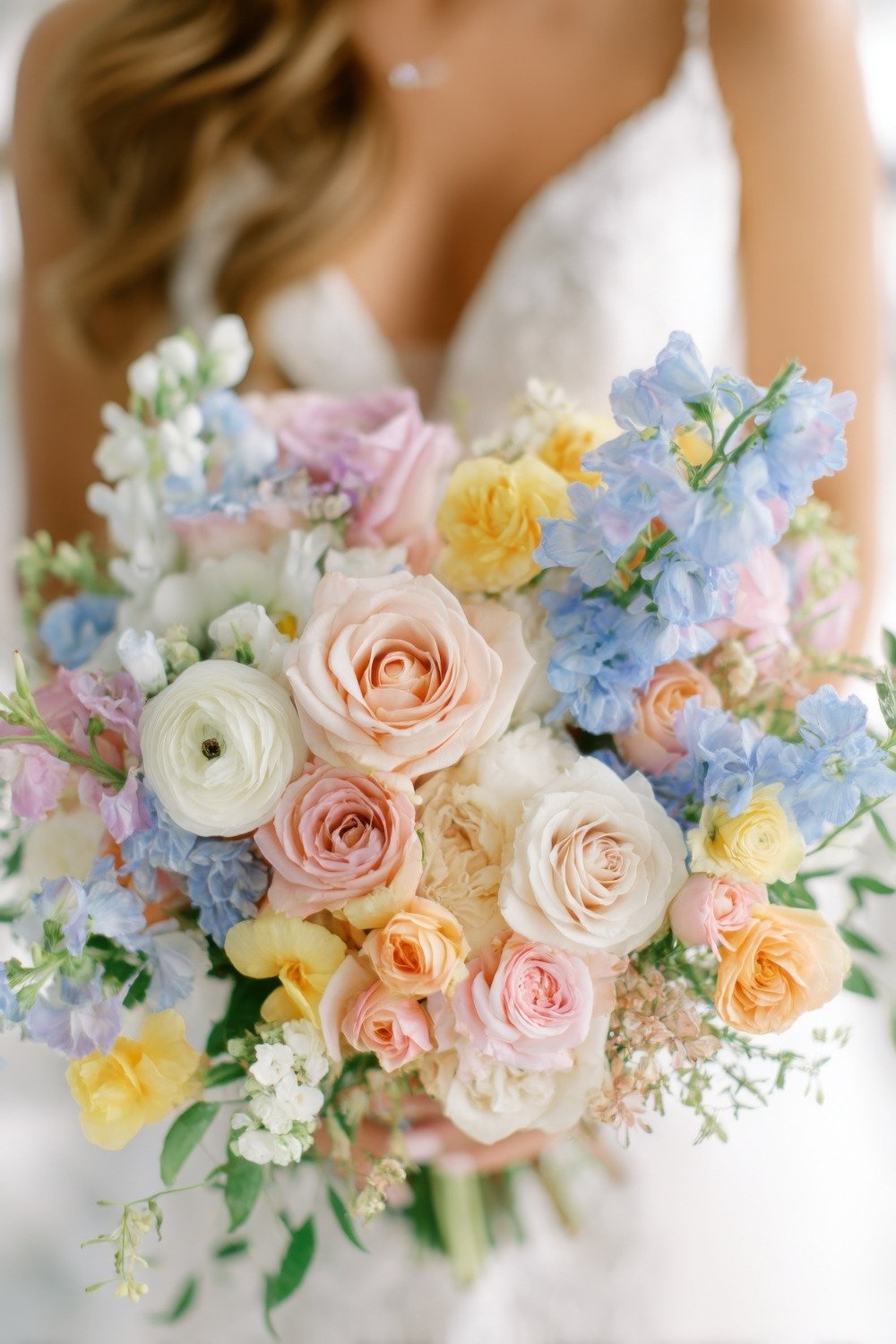 62+ Pastel Bridal Bouquets That Are Pure Wedding Magic - Petal Republic